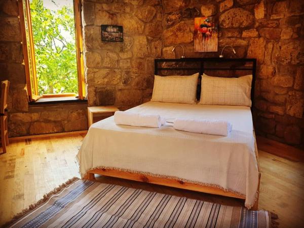 Teora Stone Otel No 68 - Behram