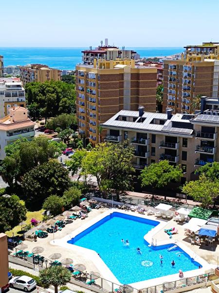 Attico Acuario, 2 Bathrooms Top Floor Appartment With Sea And Mountain Views - Benalmádena