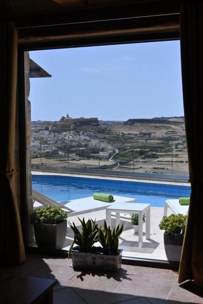 Ta' Nikola Farmhouse, Xaghra - Malta