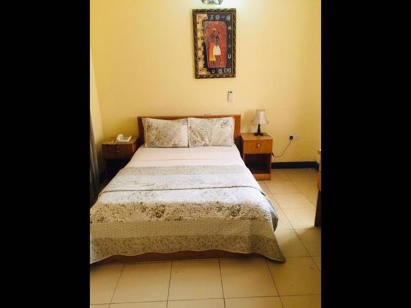 Single Room - 1st Floor - Accra