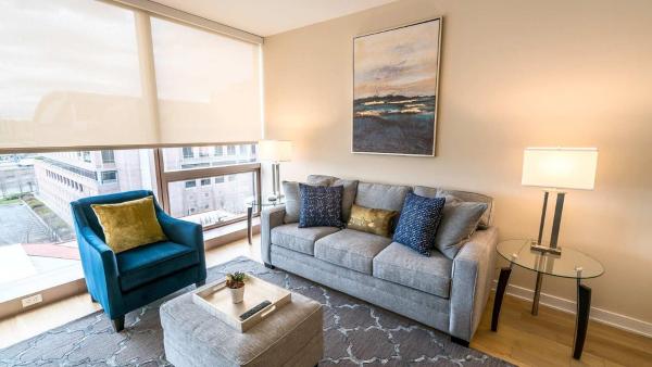 Apt Downtown With Gym And Pool - Stamford, CT