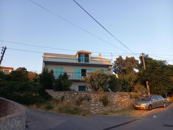 Apartments With A Parking Space Senj - 23402 - Zengg