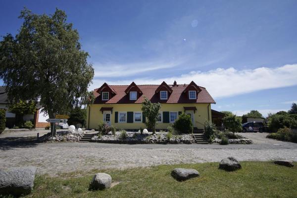 Viel Natur Und Idyllische Umgebung - Ferienhaus Honigtopf Fewo Bernstein - Sagard