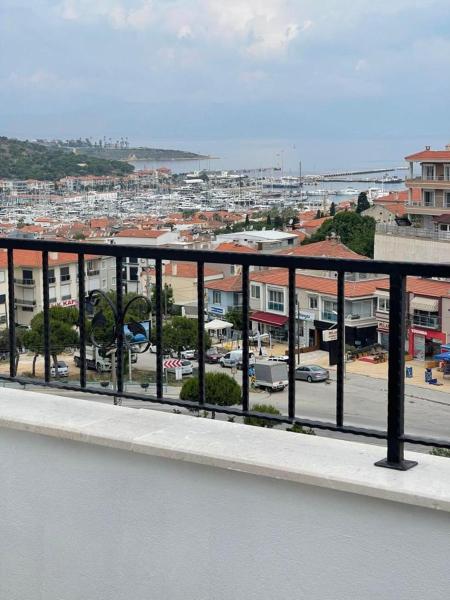 Your Charming Sea View Penthouse In ÇEşme - İzmir
