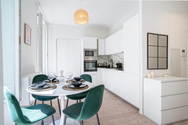 06bz - Modern Apartment In The Heart Of The Port - Villefranche-sur-Mer