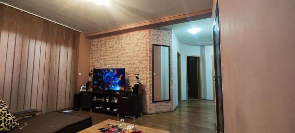 Zizi I Zen - Kragujevac