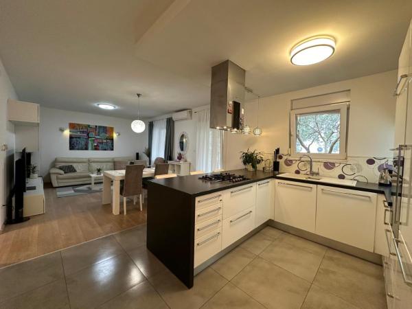 Green Garden - ザダル