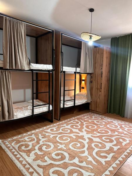 Hostel Saruu - Bishkek