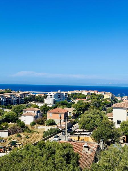 Magnifique 2 Pièces Vue Mer - L'Île-Rousse