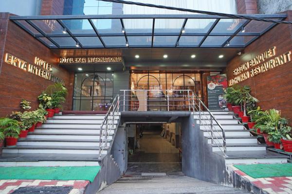 Hotel Ekta International !! 300 Mts From Baba Baidyanath Dham Temple !! - Deoghar