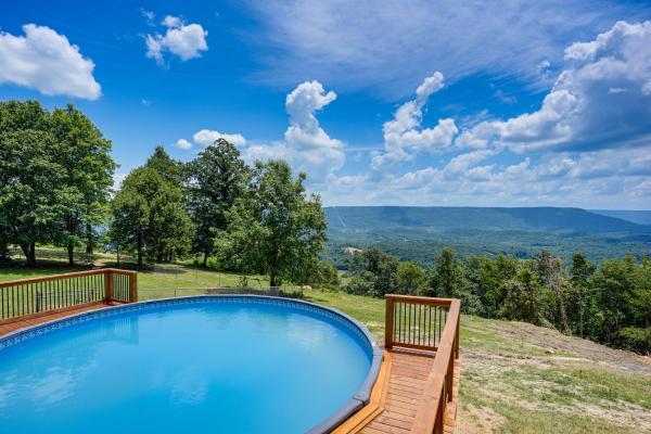 Serene Trenton Home W/ Pool & Mountain Views! - Guntersville Lake