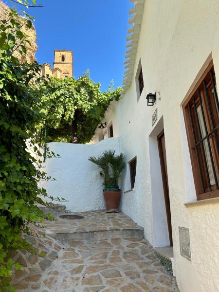 Las Casillas De La Villa: Tango - Montefrío