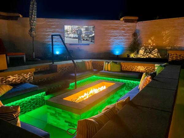The Desert Social - Firepit, Spa, Pool, Game Room - Indio, CA
