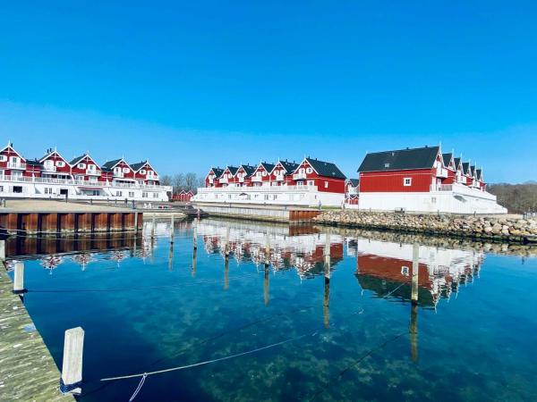 Luxury Holiday Home With Sea View - Sønderborg