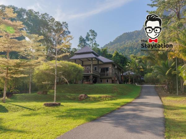 Staycation Homestay 50 Peaceful Villa Damai - Kuching