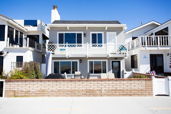 1121 E Balboa Blvd A & B - Laguna Beach, CA