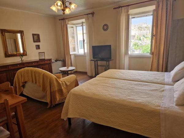 Studio With New Fortress View - Corfu