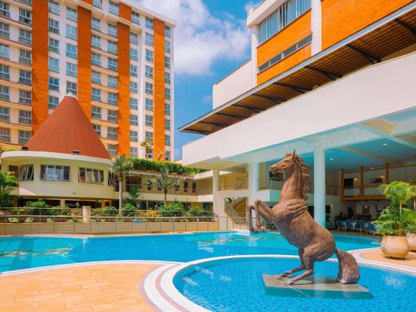 Mövenpick Hotel & Residences Nairobi - Nairobi