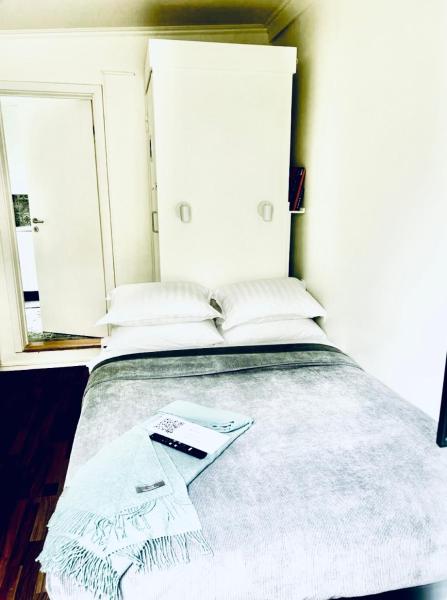 Studio 104- Free Parking Onsite -Private Entrance - Reykjavík