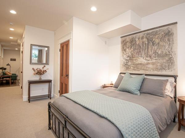 Queen Anne Guest Apartment In Historic District - Beaverton, OR