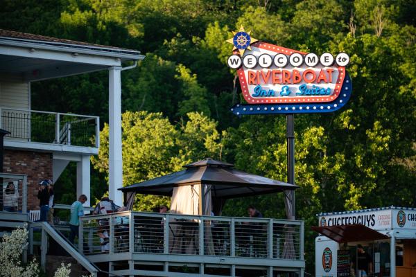 Riverboat Inn & Suites - Indiana (State)