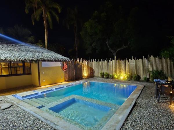 Lujosa Villa Con Piscina Y Cine Privado - Melgar