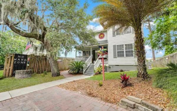 Nautical Watch 4br 3bath Family Beach Home - Tybee Island, GA