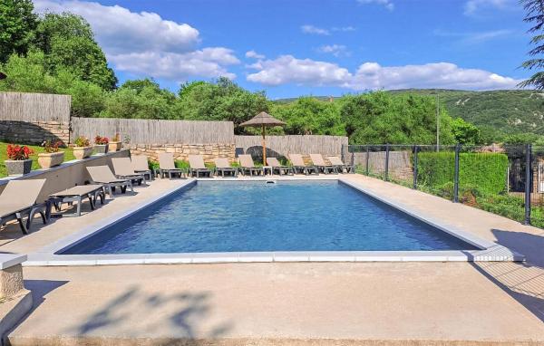 Amazing Apartment In Vallon Pont Darc With Wifi - Vallon-Pont-d'Arc