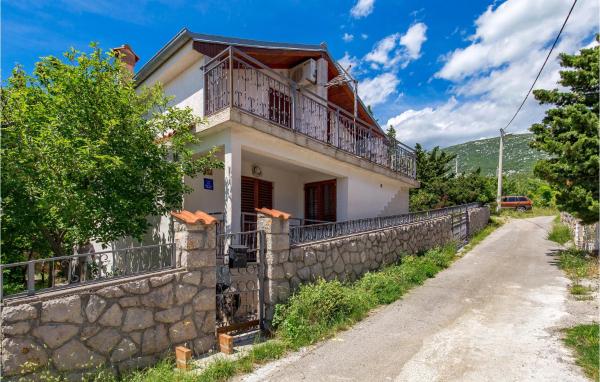 3 Bedroom Gorgeous Home In Karlobag - Karlobag