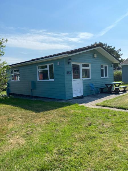 Chalet 86, Atlantic Bays Holiday Park - Mawgan Porth