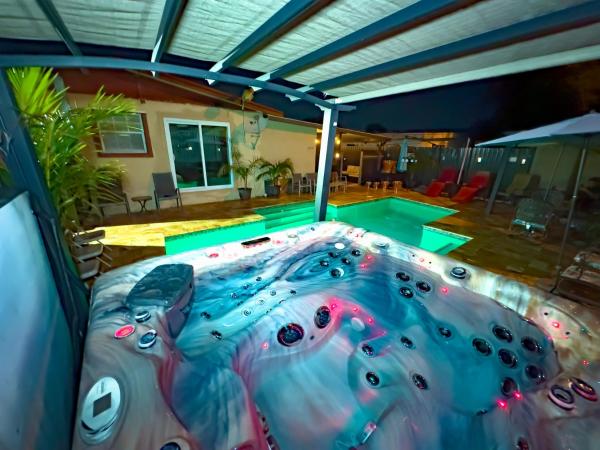 Luxury Home 5 Minutes From Stadium - Miramar, FL