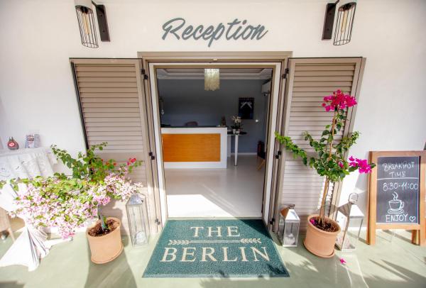 T H E Berlin Studios And Suites - North Macedonia