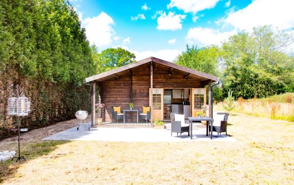 The Log Cabin Sussex - Uckfield