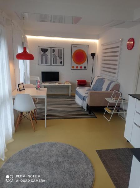 Pequeño Apartamento En Somo - Solares
