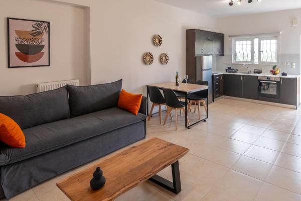 Ibis Apartments Chania,close To The Beach - Crete