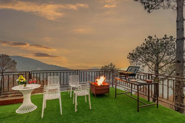 Alaya Stays 5 Bhk With Hill View - Querencia - Kalka