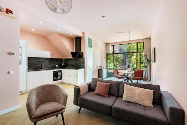 Stylish Apartment Next To The Amstel River- Unit F - Amsterdam
