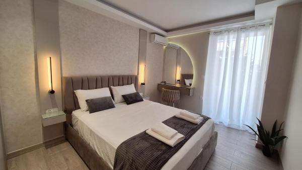 Nèphos, By Miorah Selections - Kalamata