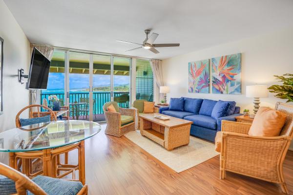 "Picture Perfect" Oceanfront Beauty Top Floor At Wailua Bay View! - Kauai, HI