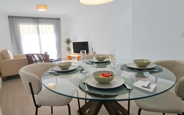 Piso Nuevo Y Luminoso En Valencia Mas De 10 Días - Valencia