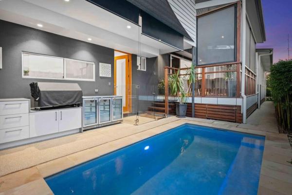 Redcliffe Cbd Family Beach House - Margate