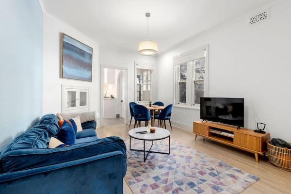 Vacation Home W Private Rooftop And Harbour View - Manly