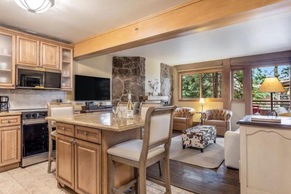 Laurelwood Condominiums 108 - Snowmass, CO
