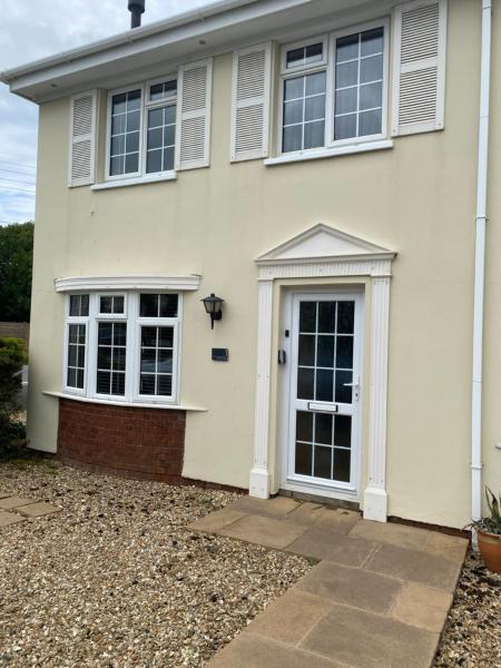 Manor Close - Barnstaple