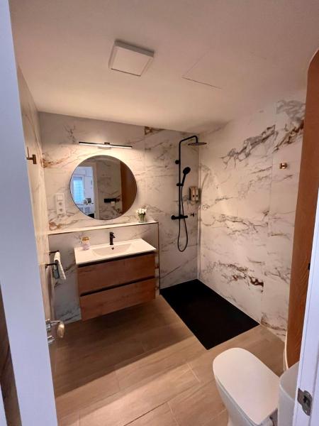 Piso Céntrico Helicóptero - Spain