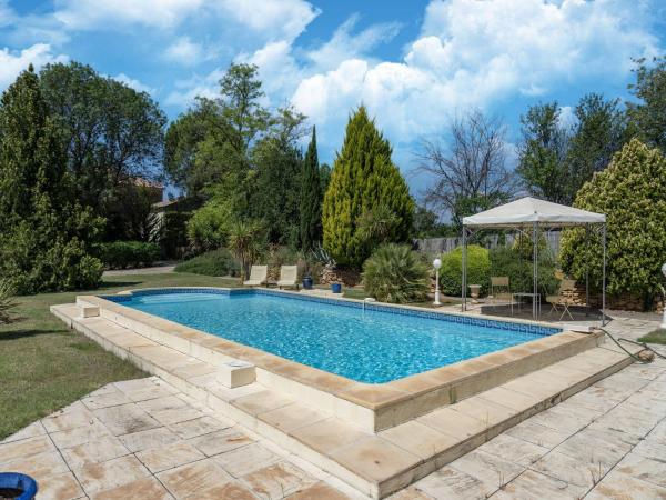 Spacious Holiday Home With Private Pool And Park - Creissan