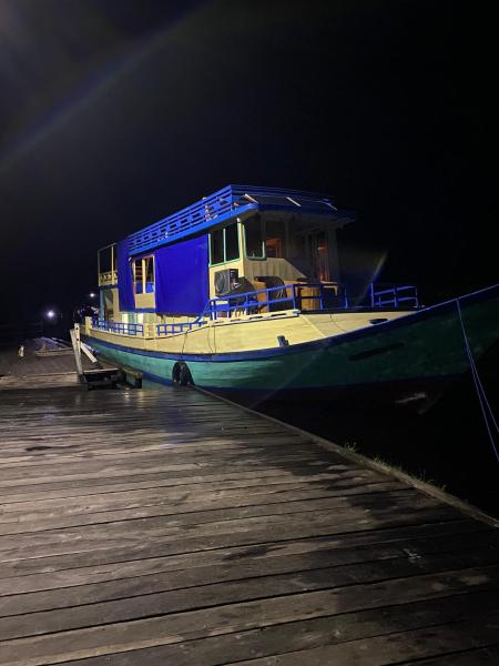 Shankara Orangutan Kelotok Cabin Houseboat - Central Kalimantan