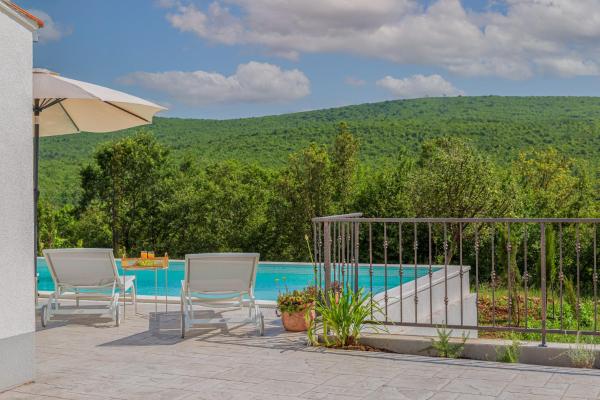 Holiday Home Saint Anthony - Heated Pool - Kroatien