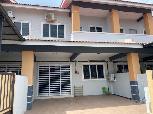 Azman Homestay - Malaysia