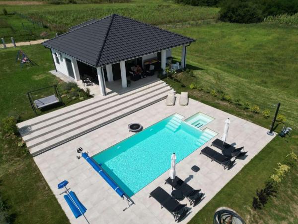 Hacienda R - Kuca Sa Bazenom - Jagodina